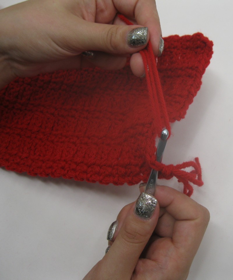 Tutorial Tuesday – A Red Scarf Pattern, and How to Apply Fringe | Dan's ...